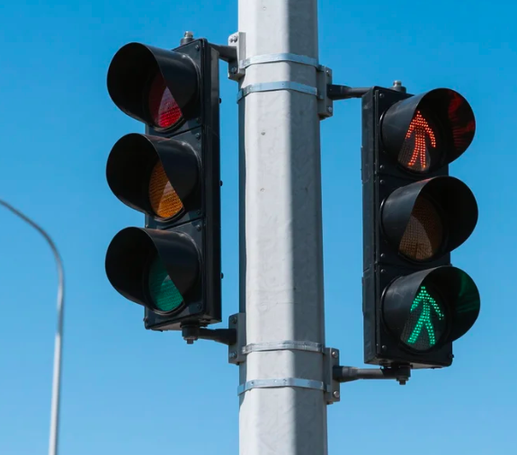 How LED Traffic Lights Improve Road Safety